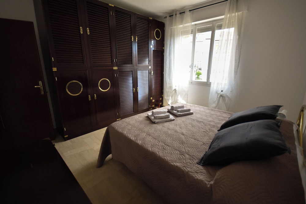 Casa Di Elena A 300 Mt Dal Mare E Dalla Pista Ciclabile
008054-lt-0143 - San Lorenzo al Mare