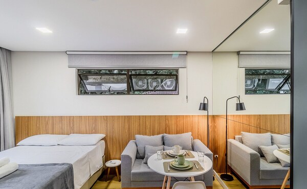 Rup Studios Equipados Em Prédio Piscina - Blumenau