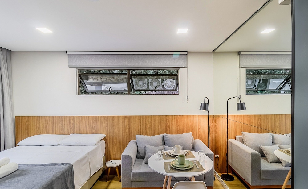 Rup Studios Equipados Em Prédio Piscina - Blumenau