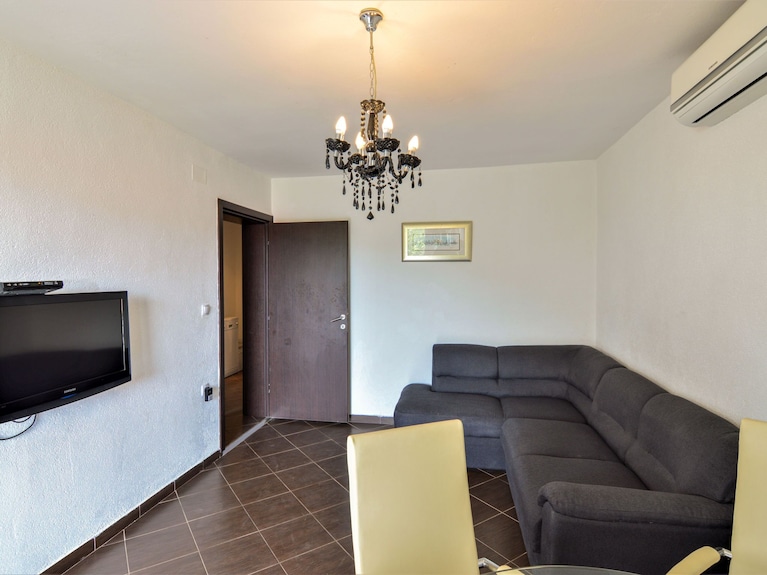 Appartement Josip By Interhome - Pirovac