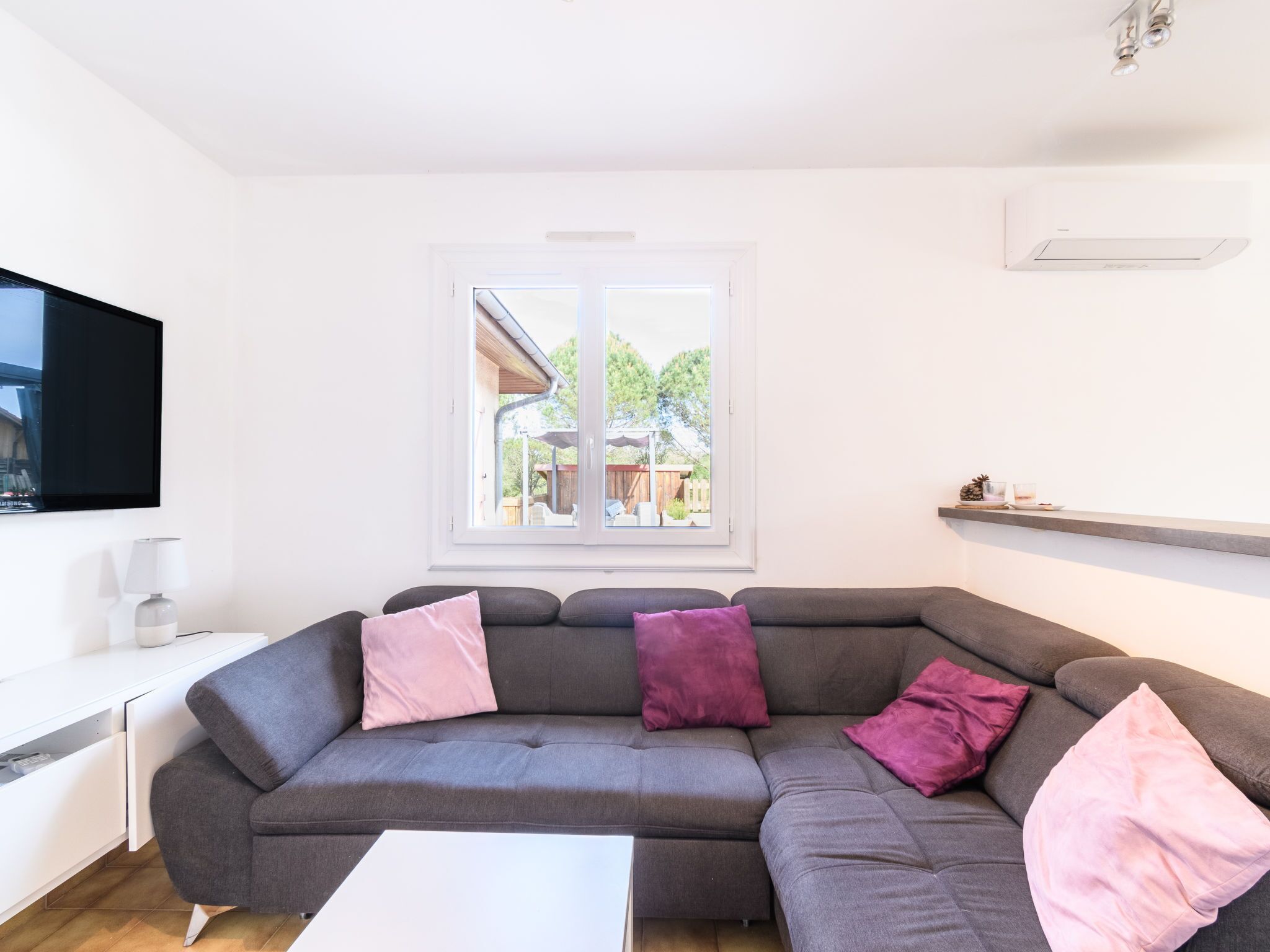 Petrocq By Interhome - Contis-Plage