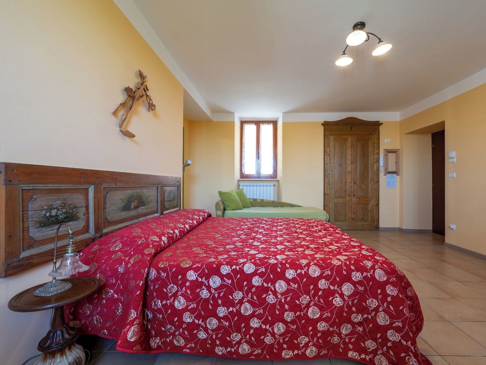 Grappolo + Margherita by Interhome - Cossombrato | Vrbo