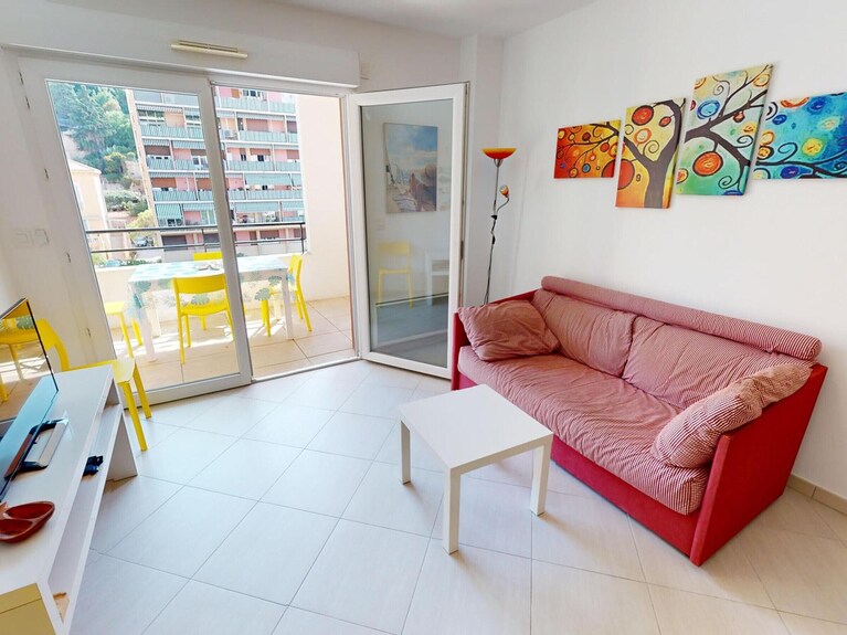 Charming 1-br Apt In Central Menton With Pool, Terrace & Parking - Menton
