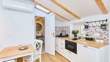 Estúdio Standard (0 Bedroom) | Refeições no quarto