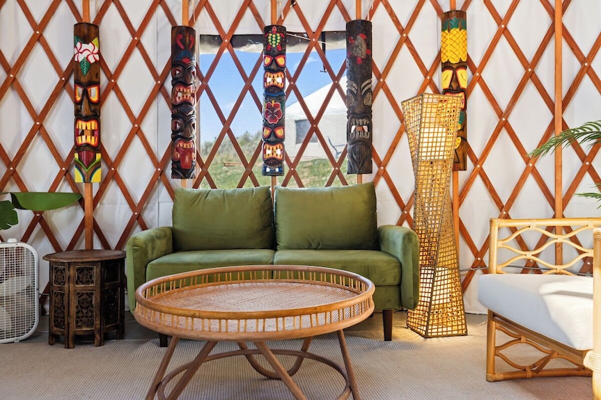 Sleeps Up To 30 People-family Retreat! 5 Themed Yurts! - 아이다호