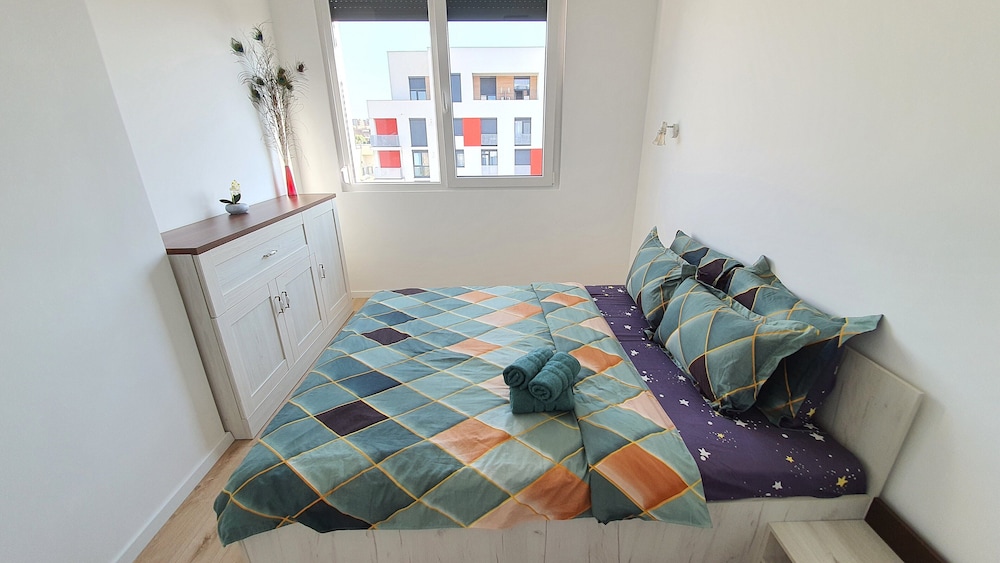 2023 ChrysFlatty4 City View Condo Ared - AFI ARAD - Arad | Vrbo