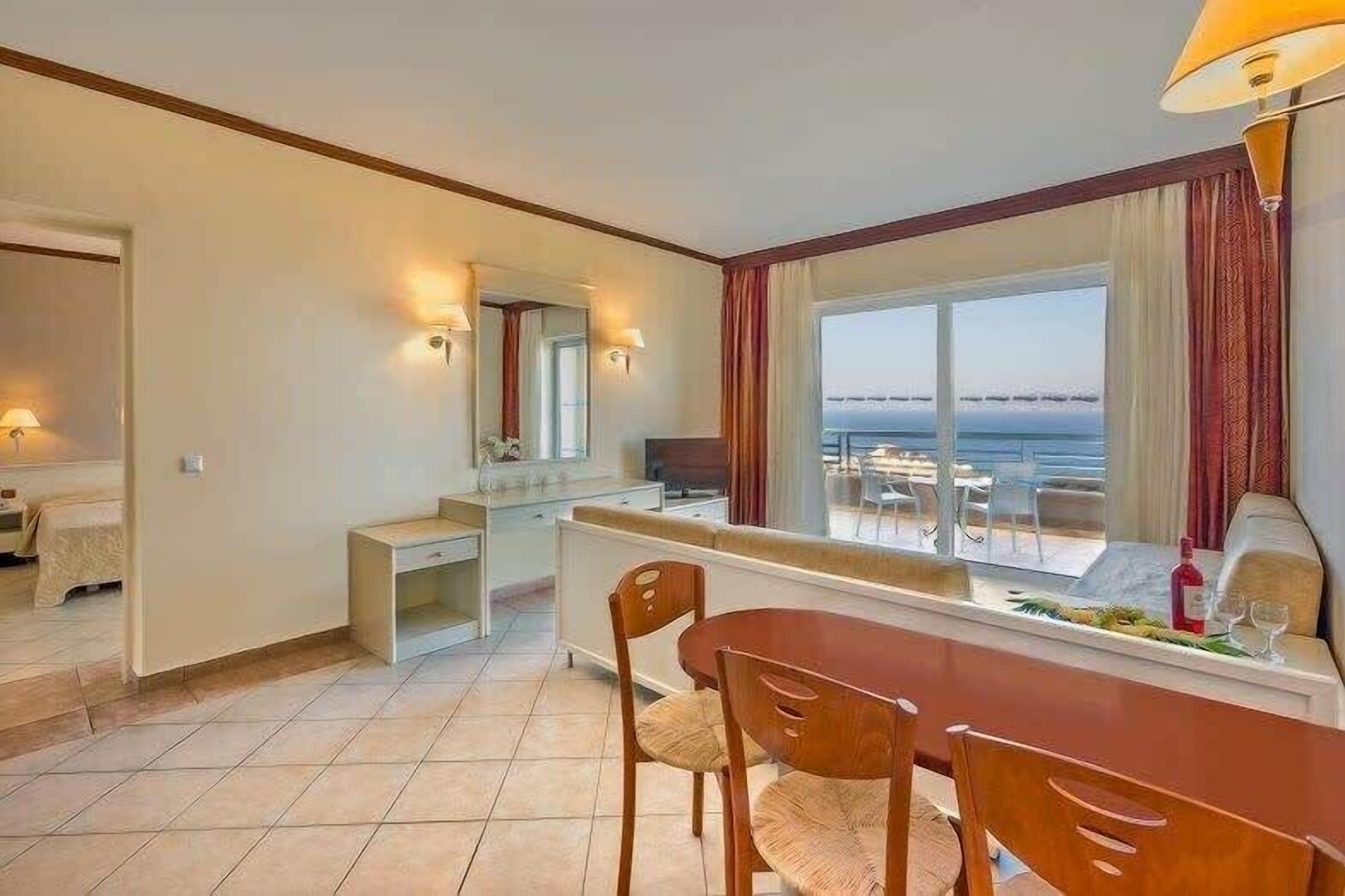 Family Room  Sea View  Veranda  Sleeps 4 - Kos