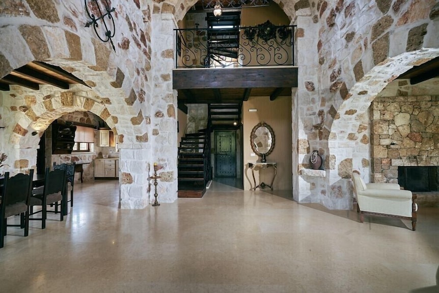 Palazzo Stone Villa | 5br Private Retreat With Pool & Jacuzzi - 자퀸토스