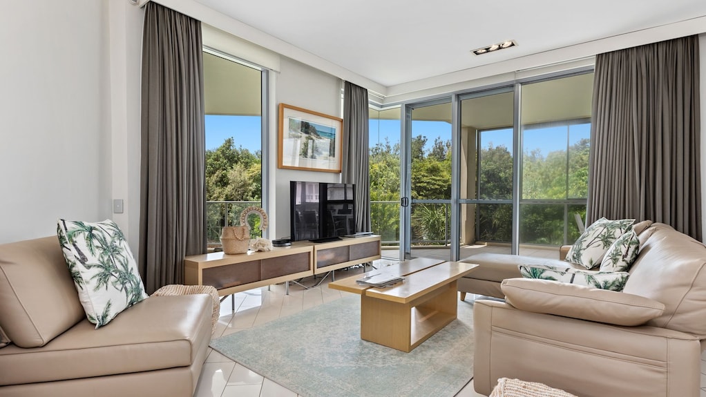 Luxury Apartment 1122 At Bells Boulevard - Steps From The Salt Bar And Beach - キングスクリフ