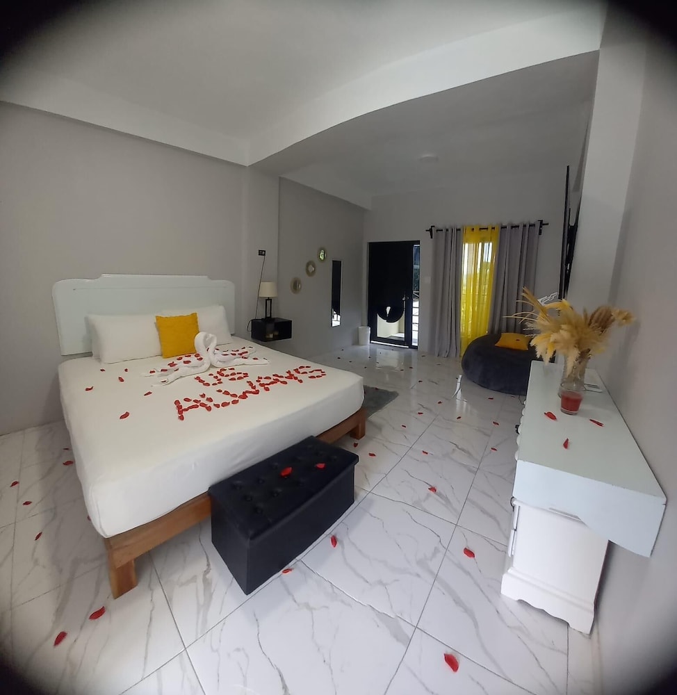 Luxury Havens in the hills of Passley Gardens overlooking Port Antonio ...