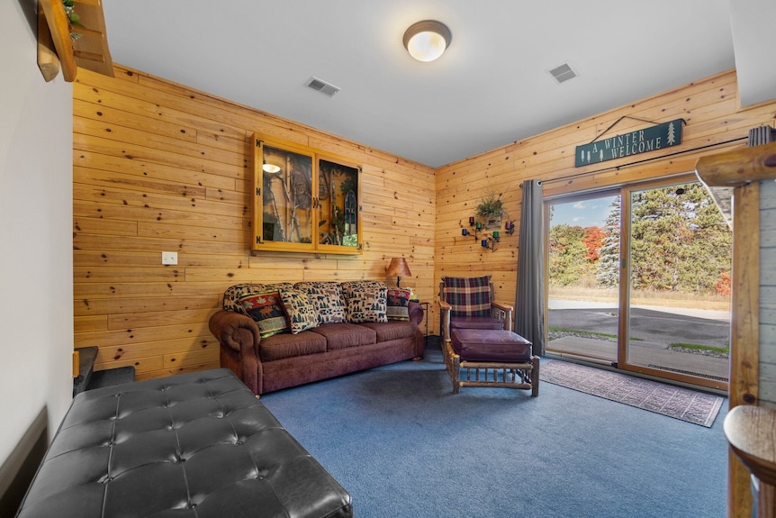 Ski & Golf Spacious Log Cabin In Otsego Resort - Gaylord, MI