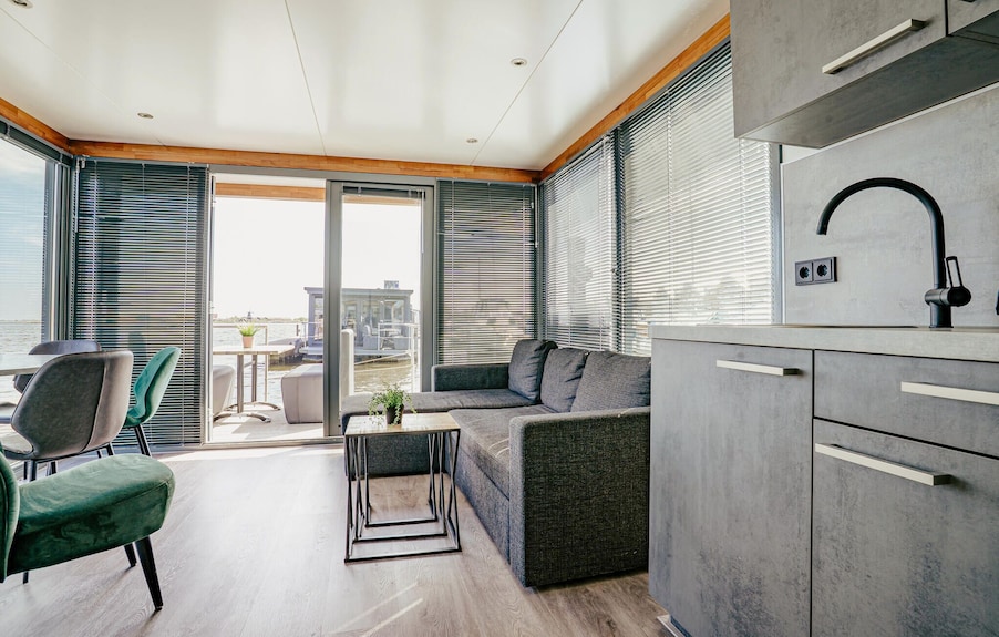 Increíble Barco De 2 Dormitorios En. - Zaandam