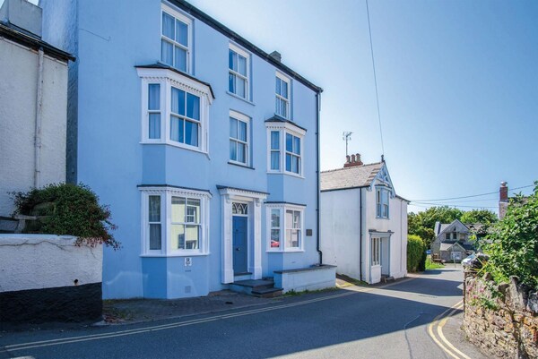 Sea Glass - 2 Bedroom Apartment - Manorbier - Manorbier