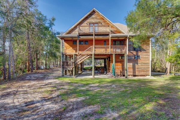 Waterfront Milton Home W/ Boat Dock! - Milton, FL