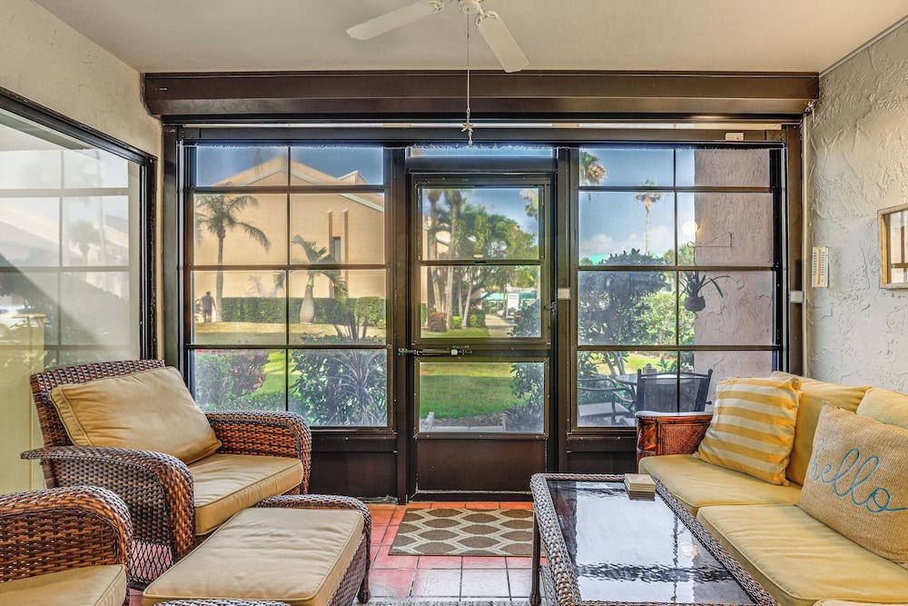 Pool, Golf & Beach Access: Fort Pierce Condo! - Fort Pierce, FL