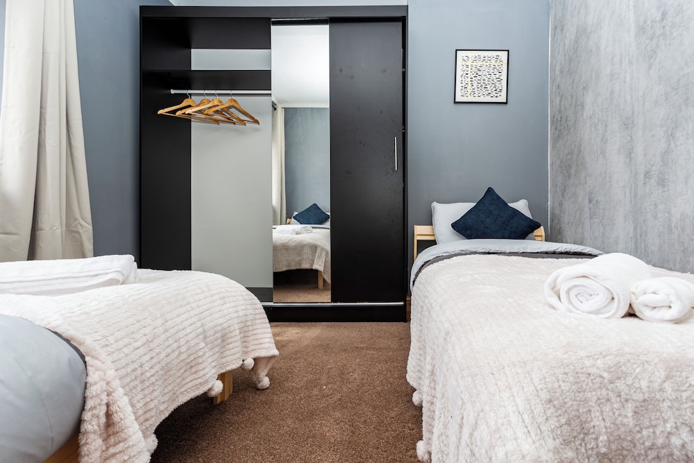 Elegant 3- Bedroom : Leisure & Luxury Combined - Nottingham