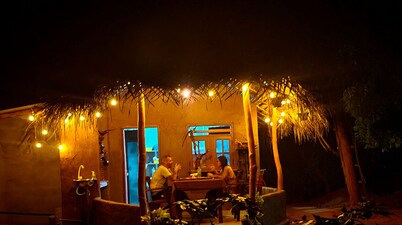 Wild Waves Kumana Safari & Surf Resort