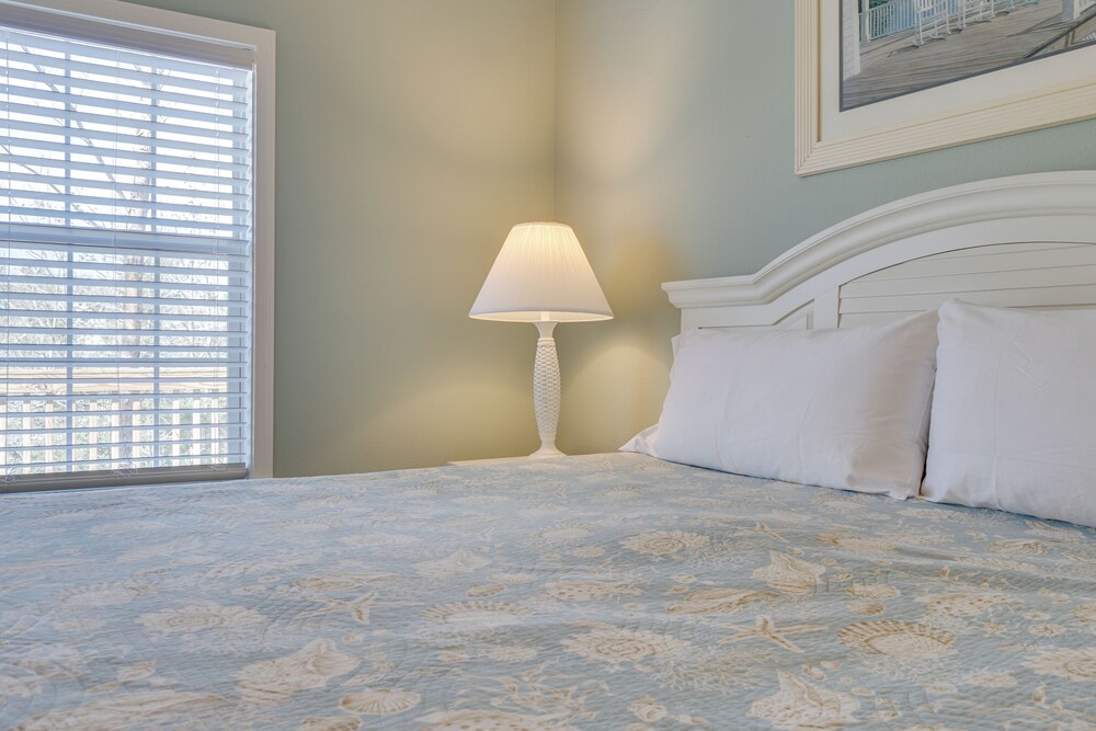 Amelia By The Bay - 5bed/5 bath The best of the Beach and Bay! - Cape ...