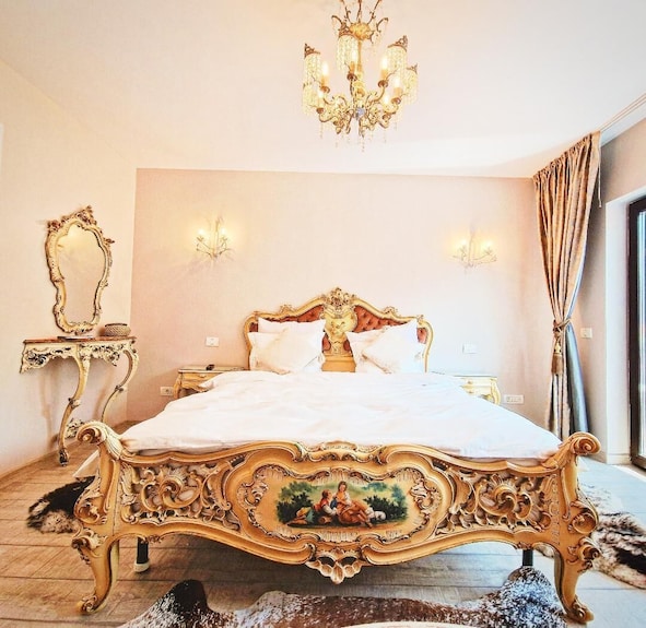 Amor Tirol Busteni - 1 Dormitor, Bucatarie, Baie, Balcon Cu Priveliste De Vis . - Transylvania