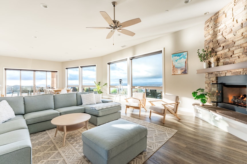 Vista Grande (4-bedroom Home) With Pool By Redawning - San Diego, CA