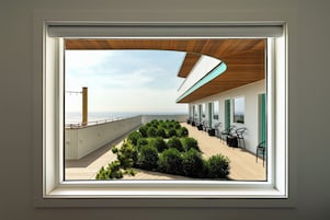 Ocean Facing King (ADA), First Floor | Terraço/pátio interior