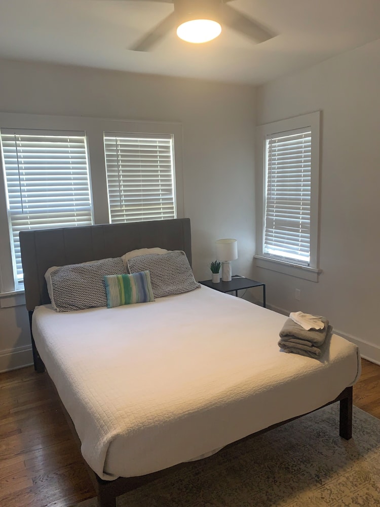 Cozy Hideway, In The Center Of Okc - Oklahoma City, OK