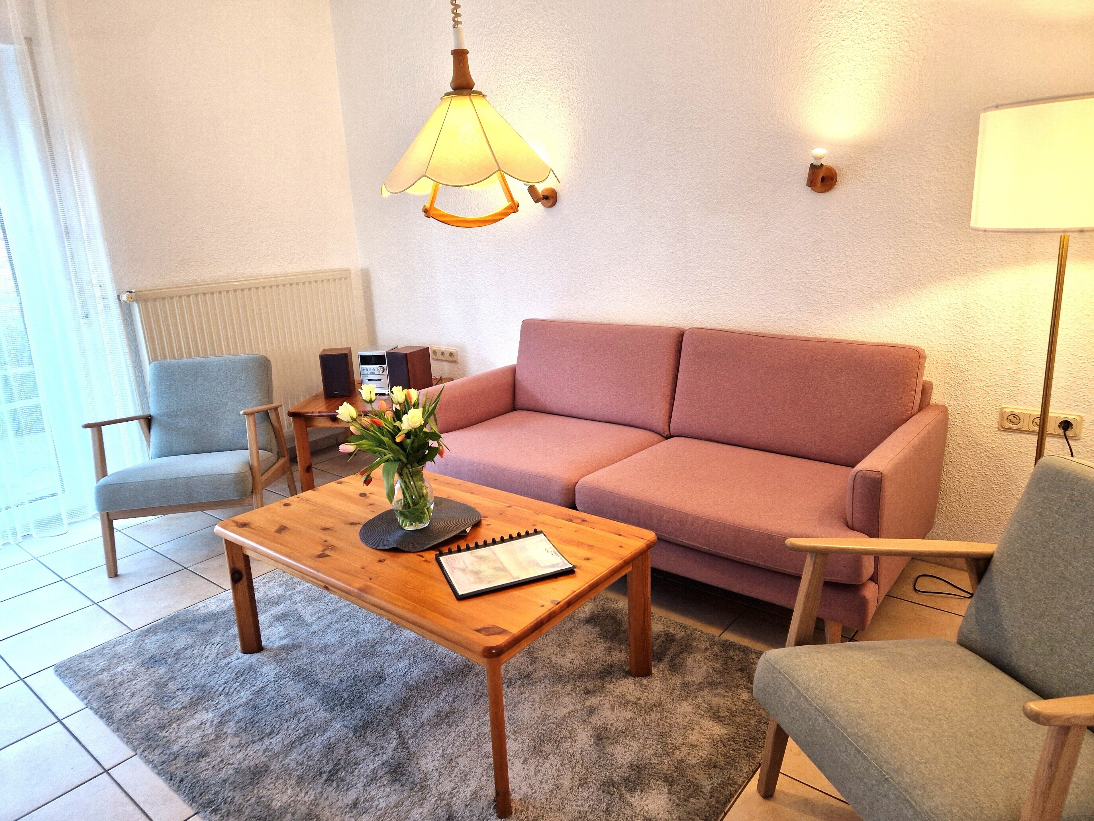 Niedliche Ferienwohnung Eg Für 4 Pers.+baby -Ca. 60 M² Im Zentrum Von Norddeich - Norddeich