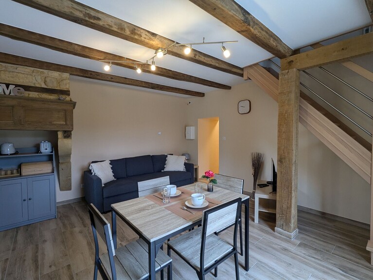 Charming Country Apartment With Modern Comfort, Terrace & Garden Views - Lorraine