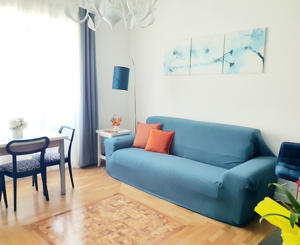 Lemon Sunshine Apartment - Ciampino
