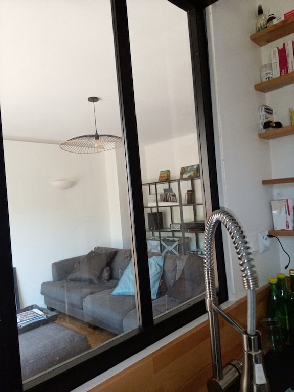 Maison Rénovée Avec Terrasse, Jardin Et Garage En Plein Centre Village - Mûr-de-Bretagne