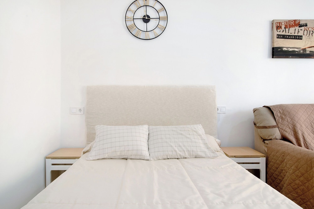 Apartment 'Apartamento Los Manantiales' With Sea View, Wi-fi And Air Conditioning - Torremolinos