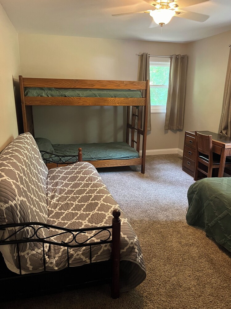 The Burrow at Burr Oak - 3 BR 2 Bath Perfect Getaway Cabin - Morgan ...