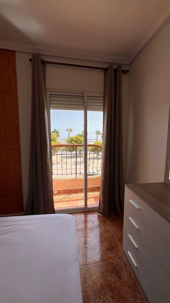 Unique Opportunity! House In Front Of The Natural Park Of The Salt Flats - La Manga