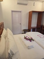 Quarto Duplo, 4 quartos | Secretária, quartos insonorizados, Wi-fi grátis 