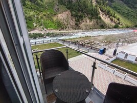 Quarto casal luxo | Vista da sacada