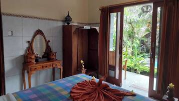 Suíte standard | Escrivaninha, Wi-Fi de cortesia, roupa de cama