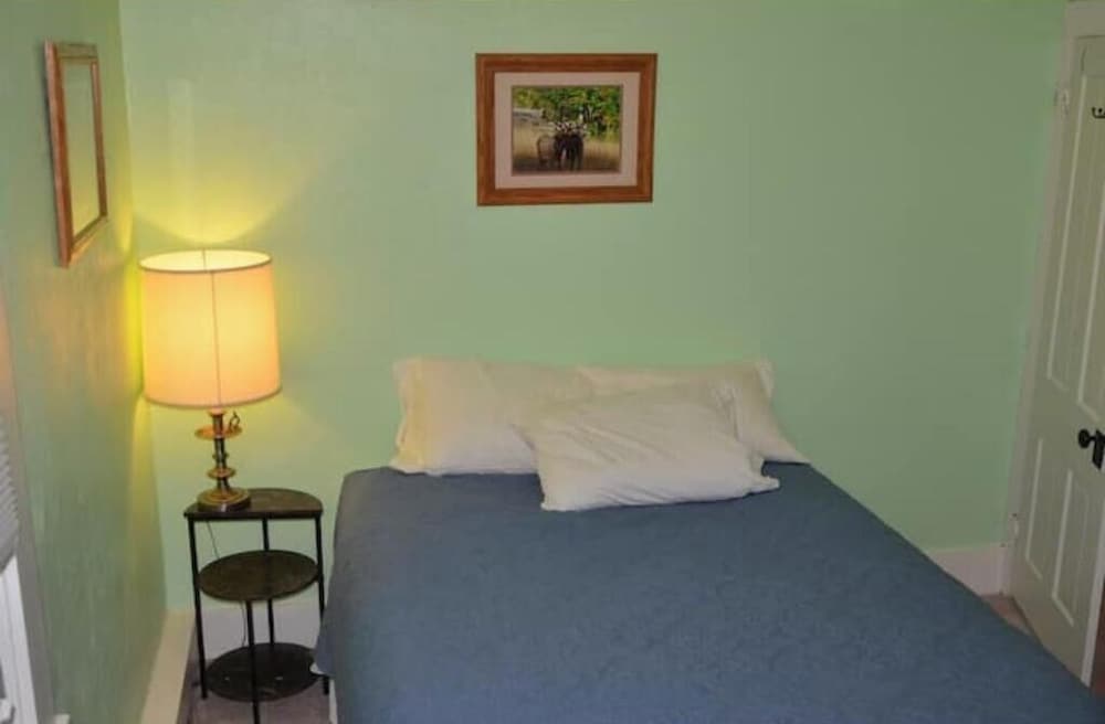 Five W Ranch -Sugar Hill Farm Location- Private, Five Minutes From Downtown! - Elk County, PA