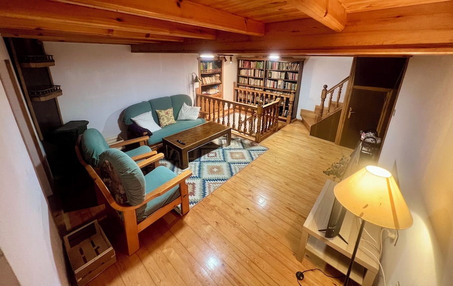 Villadecelis Unas Vistas Que No Olvidaras, Las Mascotas Son Bienvenidas! - Mieres