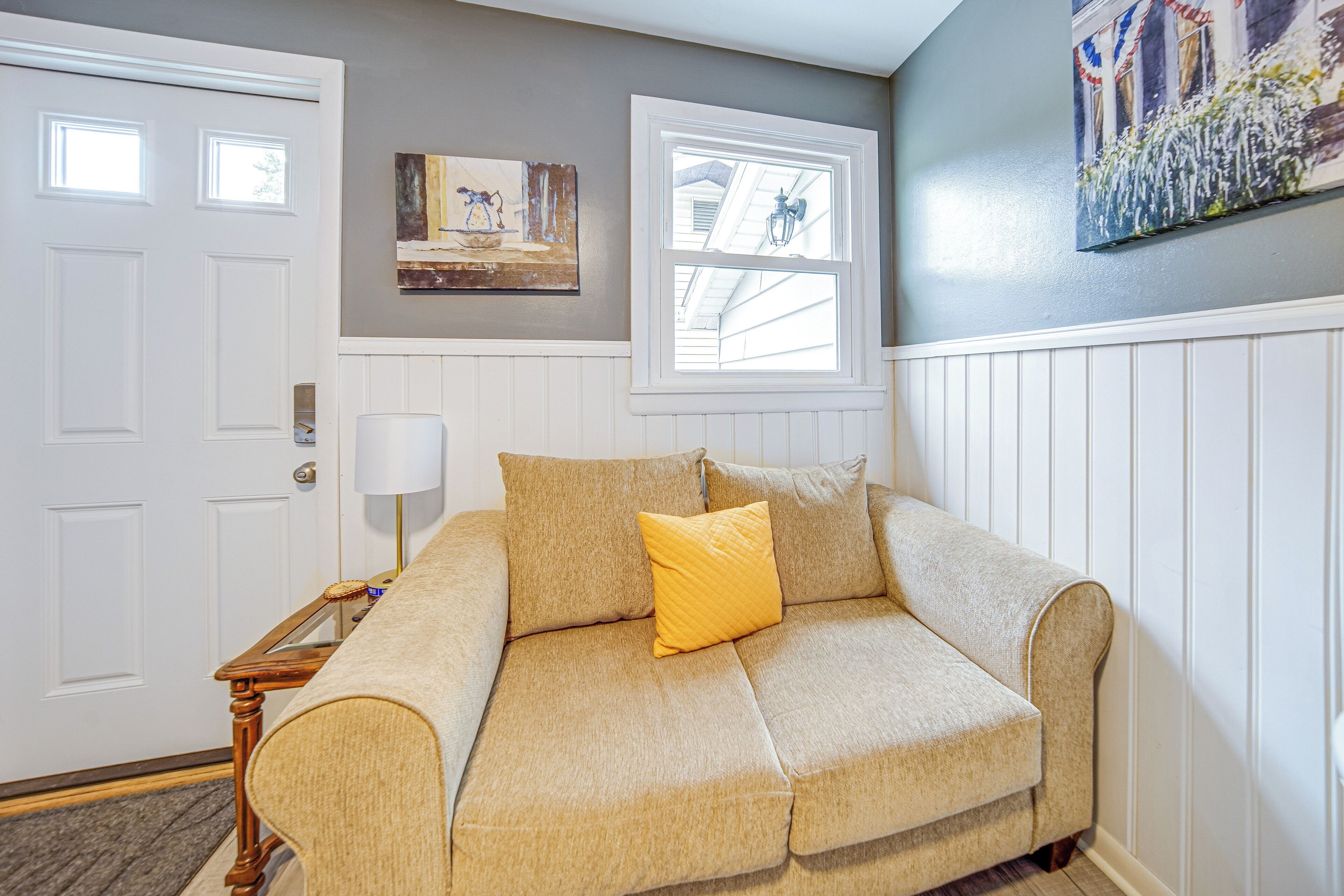 Charming Geneva Vacation Rental ~ 5 Mi To Lake! - Geneva, OH