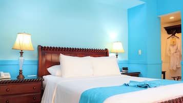 Quarto casal básico de uso individual | 1 quarto, Wi-Fi de cortesia, roupa de cama