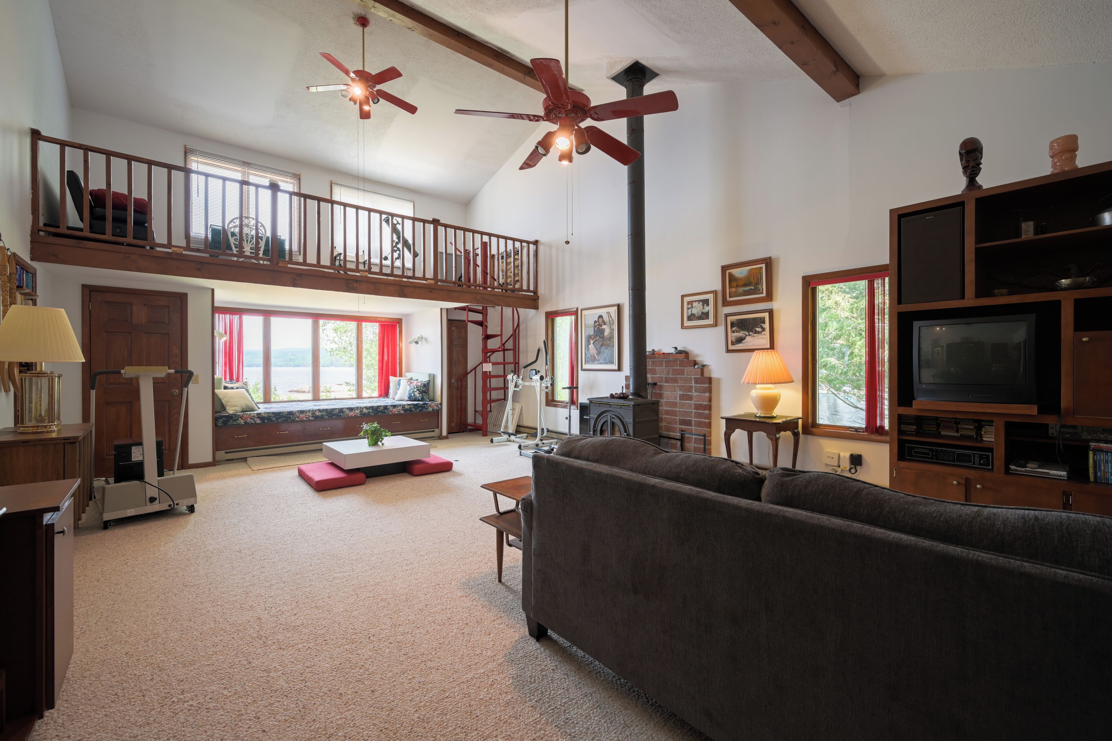 Spacious Lakefront Cabin On Lake Chateaugay With Private Beach. - Adirondack Mountains