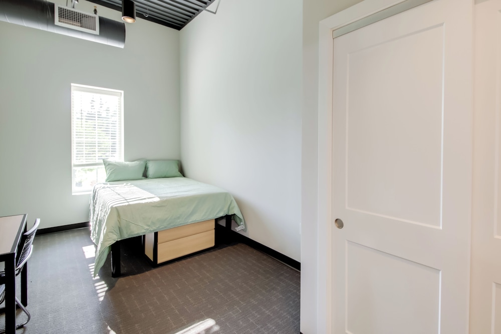 Bloomington Apartment, 3 Mi to IU Memorial Stadium - Bloomington | Vrbo