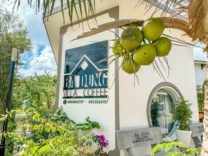 Fachada da propriedade