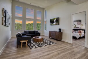 Cabana, 4 quartos | Área de estar | Smart TV
