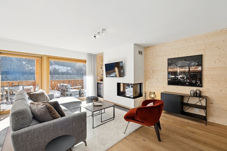 Beautiful 3 Bedroom Apartment With Jacuzzi In Montagnier - By Mrs Miggins - Monthey