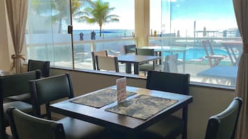 Pequeno-almoço tipo buffet diário incluído