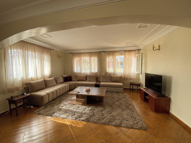 Villa Balnéaire En Bord De Mer à 200 Mètres De La Plage/à 10 Min De Taghazout - Maroc