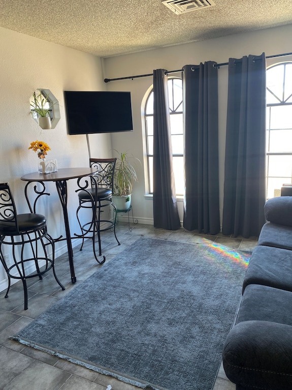 1-bedroom Guest House With Gated Yard And Wifi,,pet Friendly, Las Vegas - ラスベガス
