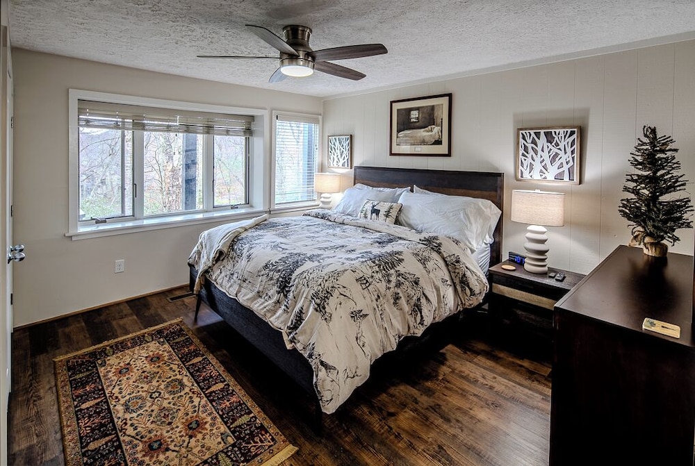 Charming 2/2 condo Sugar Mountain Walk to Golf, Tennis & Ski - Sugar ...