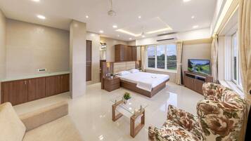 Suite-Estúdio Júnior | Ferro/tábua de engomar, Wi-fi grátis